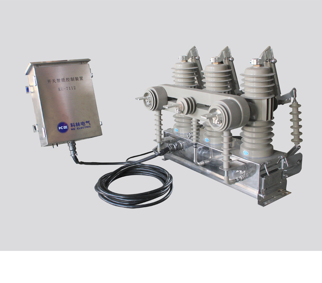 ZW32-12/630-20 户外真空断路器(小相距) 丨 科林电气